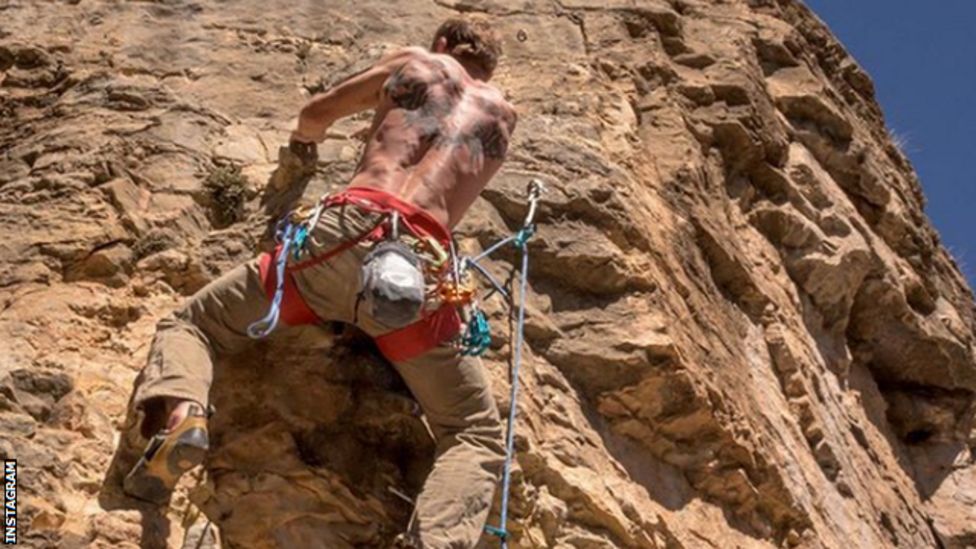 'Cowboy' Donald Cerrone: Five things you should know - BBC Sport