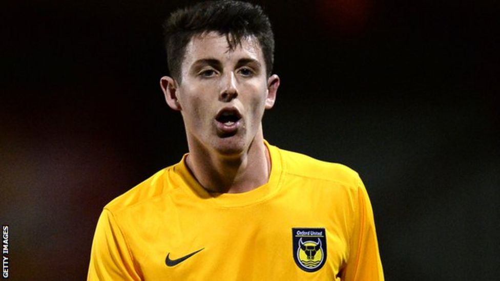 Chester: James Roberts signs as Dale Tonge exits - BBC Sport