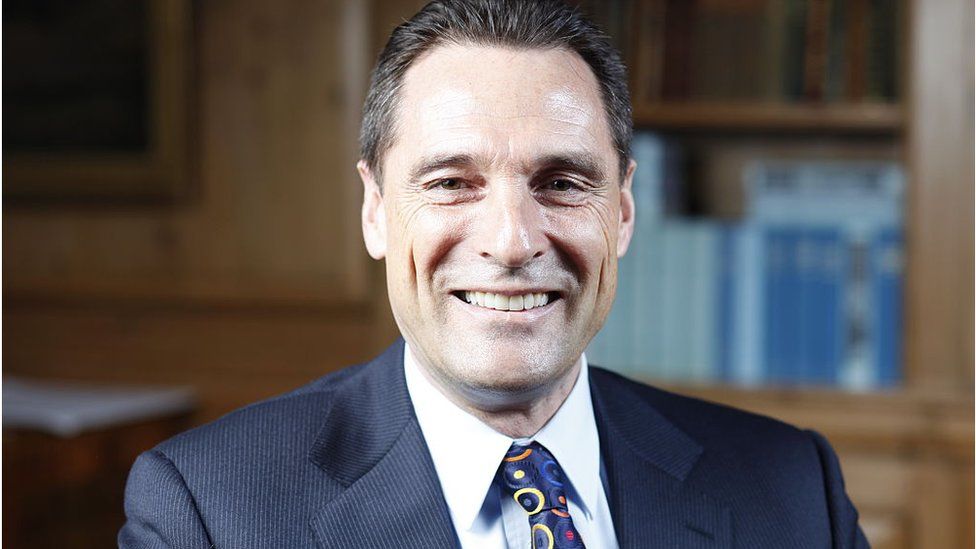 Thomas Cook: How the collapse affected me - BBC News