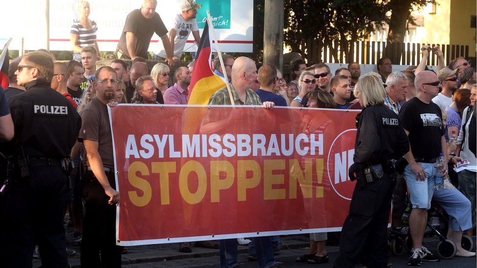 Immigration fuels rising tension in Germany - BBC News
