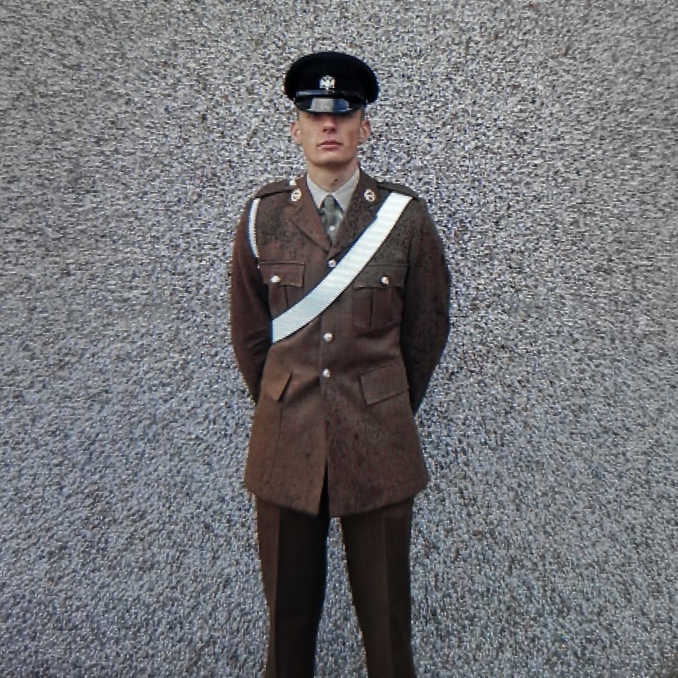 The soldier with a secret talent - ballet - BBC News