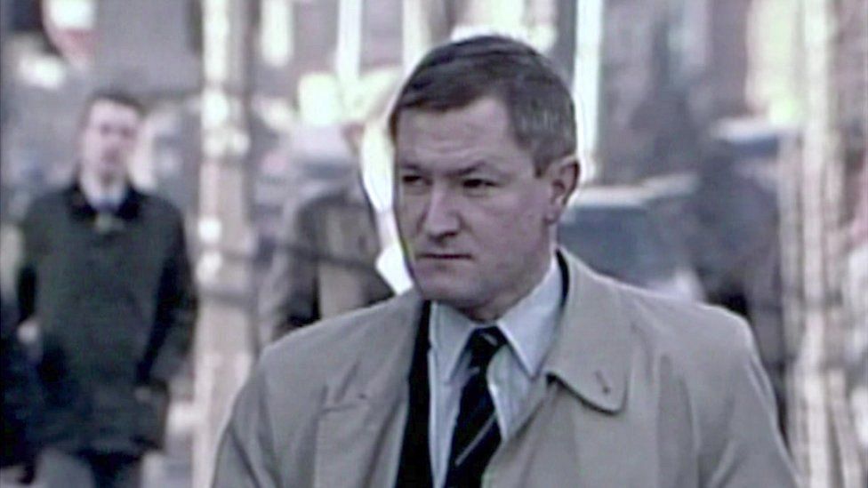 Pat Finucane: Government decision due on inquiry - BBC News
