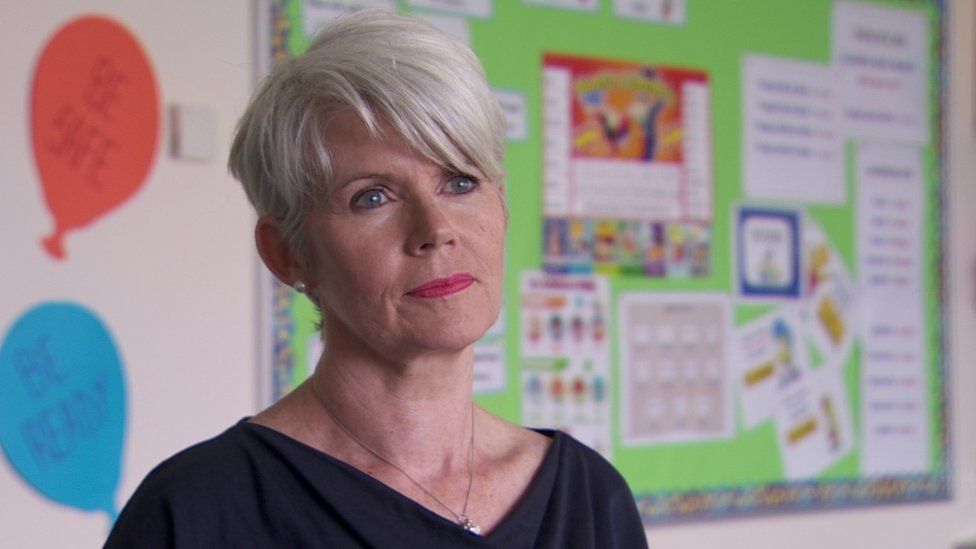 Bereaved families need access to better support, report finds - BBC News