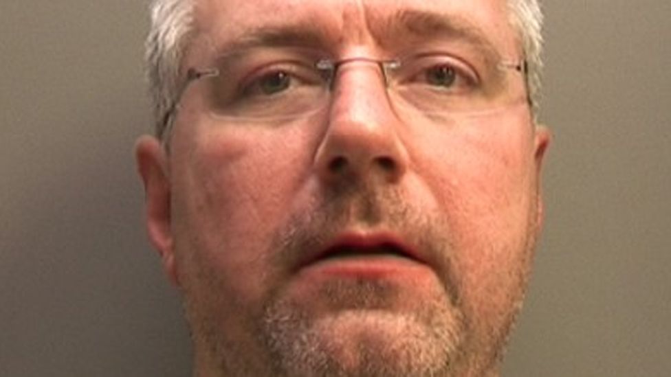 'Monster' Andrew Clingo jailed for sex attacks on boy - BBC News