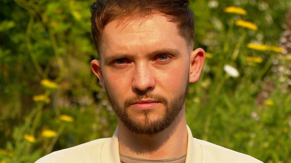 Monkeypox given new name by global health experts - BBC News