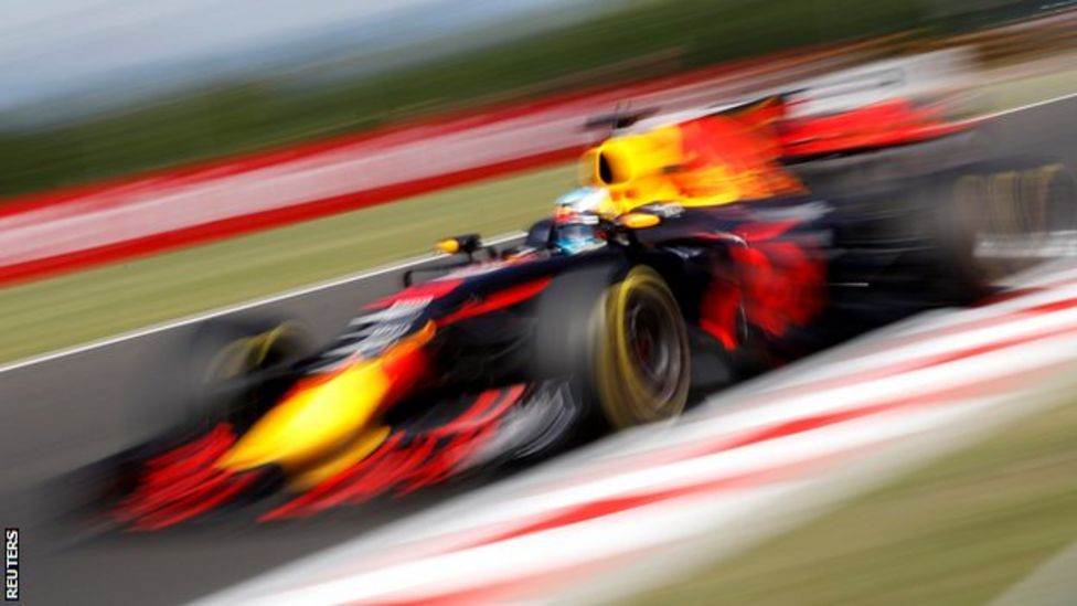 Hungarian GP: Daniel Ricciardo surprise fastest in first practice - BBC ...