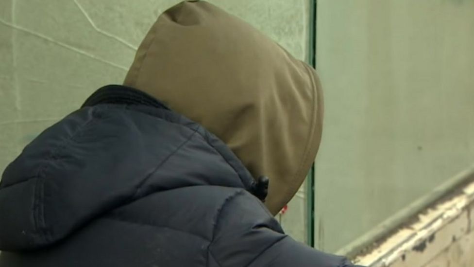 Bradford: Do not give money to roadside beggars, police say - BBC News