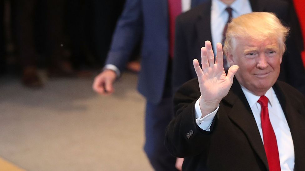 Trump's 'alternative facts': Why the row about inauguration 'lies ...