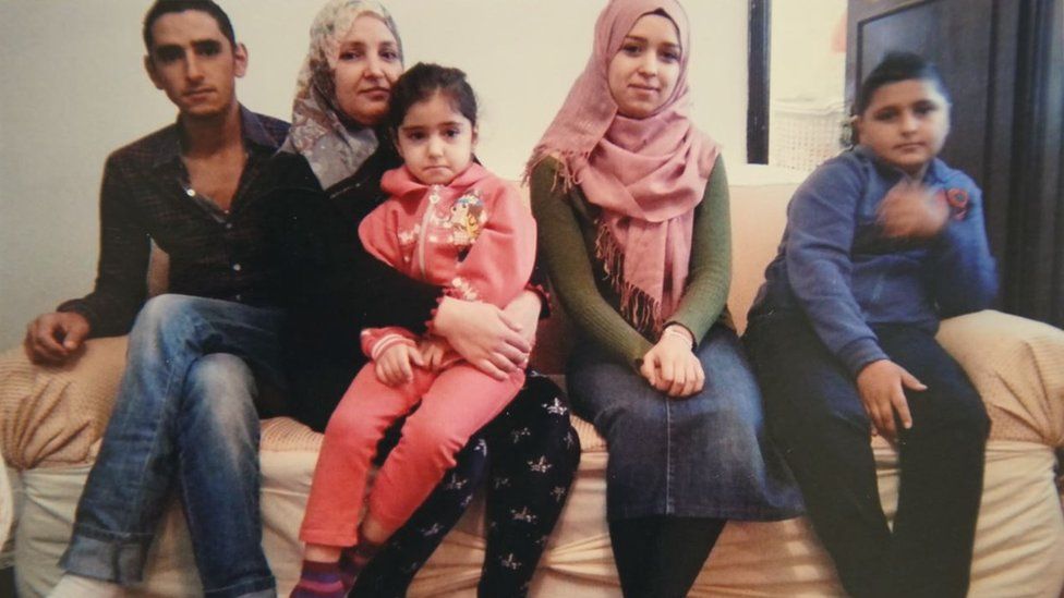 Syrian family in plea to Theresa May for separation law change - BBC News