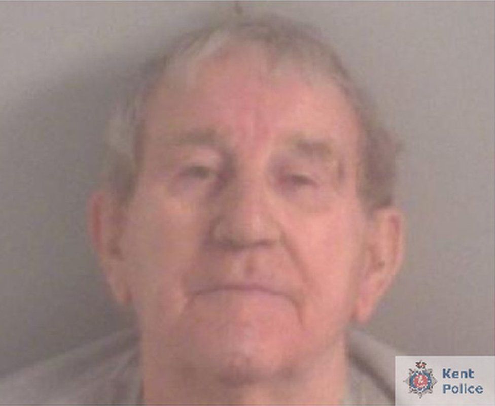 Maidstone pensioner jailed for meat cleaver murder bid - BBC News