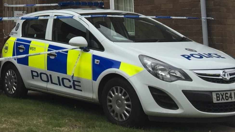 Emergency police cars given to civilian staff - BBC News