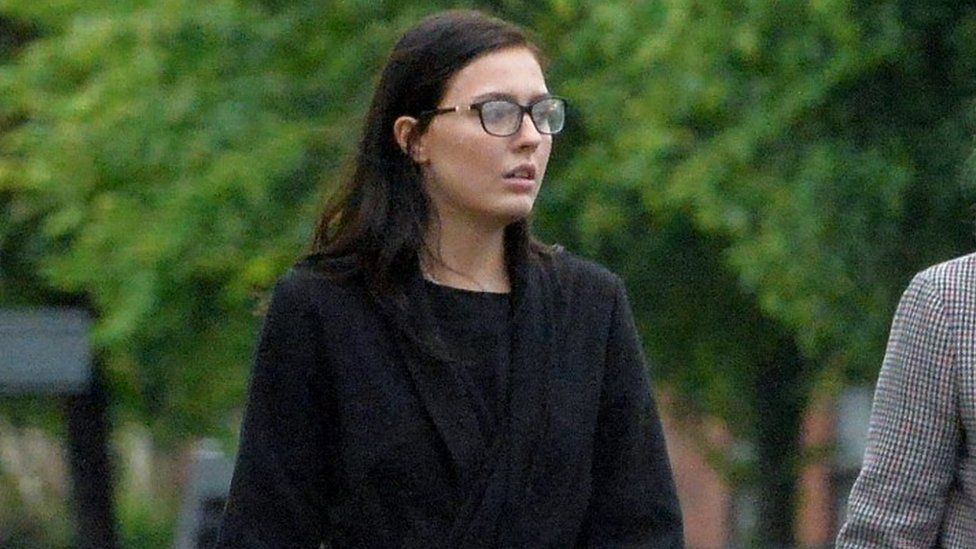 Woman ran over and killed boyfriend after money row - BBC News