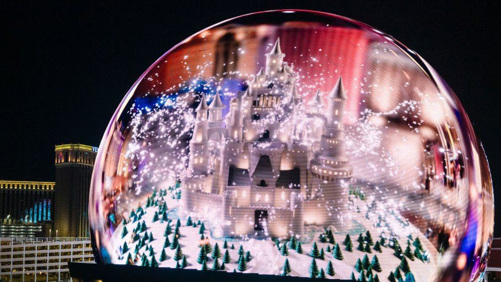 Las Vegas Sphere: Huge ball lights up US city skyline - BBC Newsround