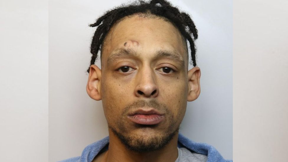 Jason Prior jailed for two Trowbridge sexual assaults - BBC News