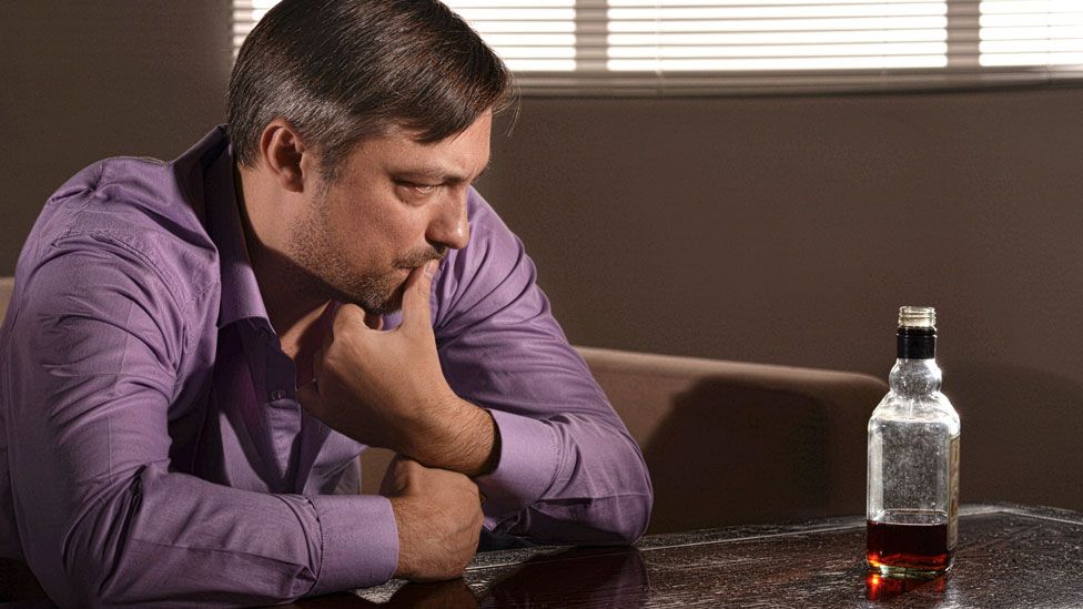 'Decade' needed to tackle long-term alcohol abuse - BBC News