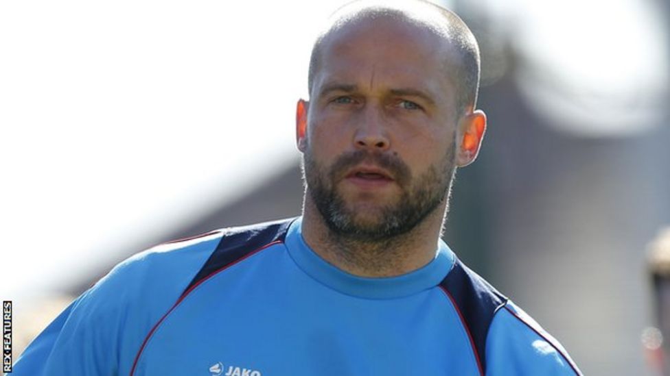 Kevin Nicholson: Exeter City hand coaching role to ex-Torquay United ...