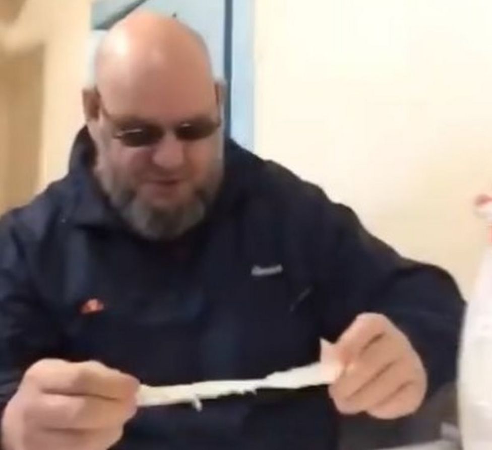 Sam Walker: Prisoner posted YouTube videos of life behind bars - BBC News