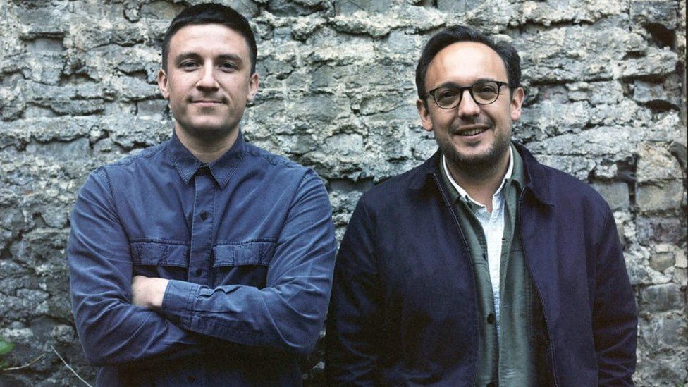 Streaming playlists 'make it harder to break UK talent' - BBC News