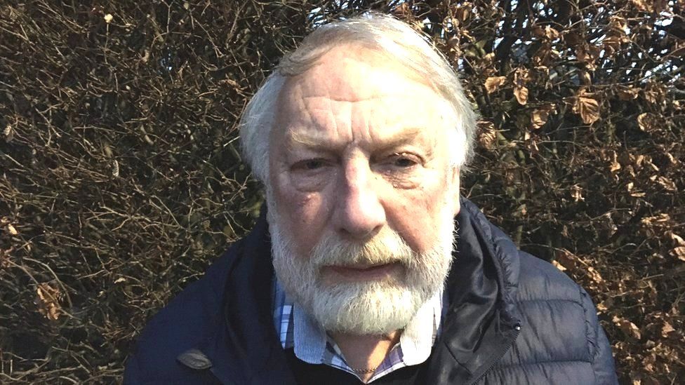 Val McDermid ends Raith Rovers support over David Goodwillie deal - BBC ...