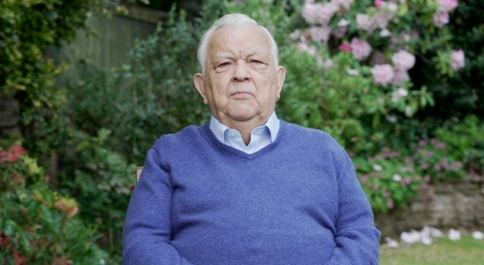 Platinum Jubilee: People who met the Queen talk of their memories - BBC ...