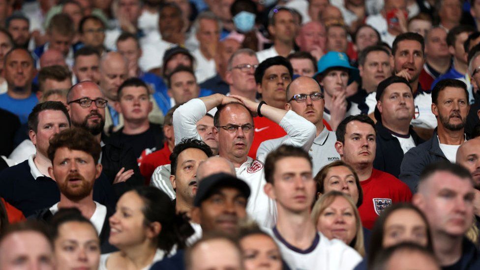 Pictures: Reactions to England's loss - BBC Newsround