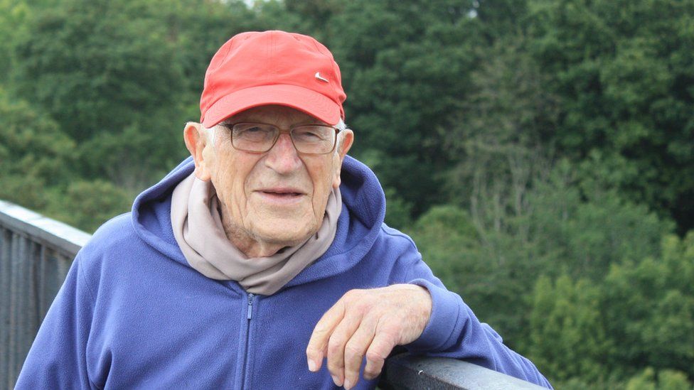 Birthday Honours 2019: What it's like to be honoured by the Queen at 21 ...