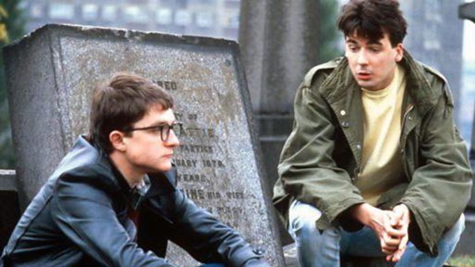 Restless Natives actor Vincent Friell dies aged 64 - BBC News