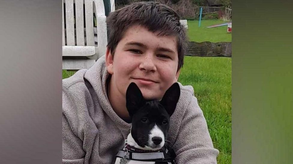 Jonathan Debnam named as Shortstown bus collision victim - BBC News