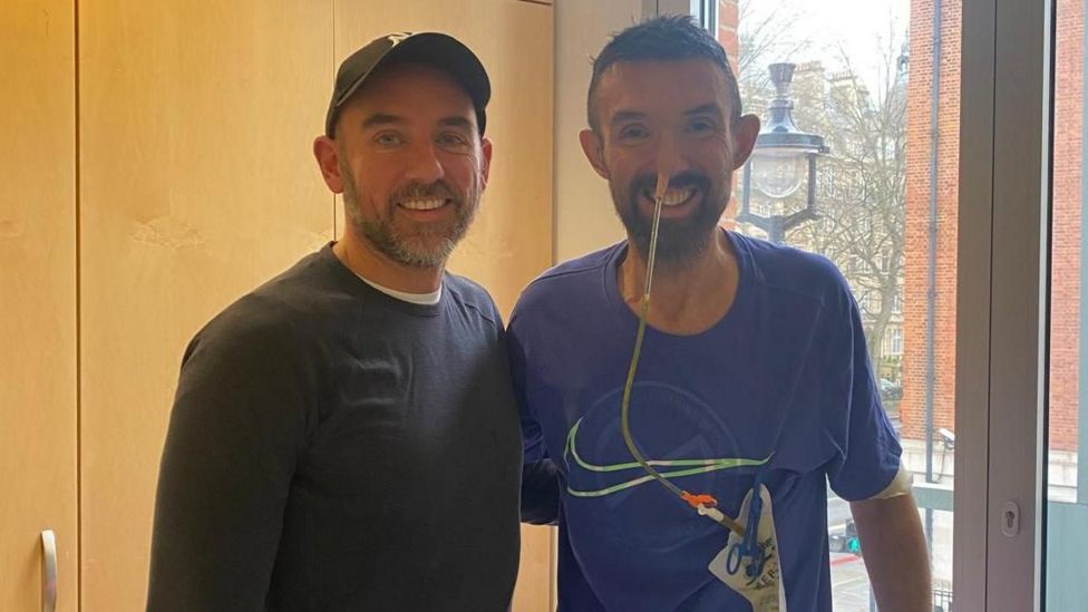 Bowel cancer patient issues warning about silent killer - BBC News