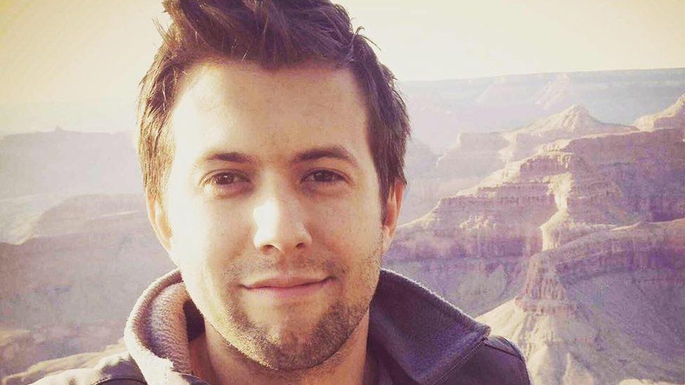 Kenya helicopter crash: Americans and VIP pilot dead - BBC News