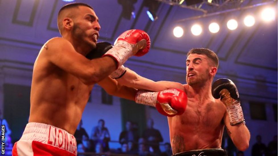 Tyrone McCullagh: Derry boxer maintains unbeaten record with quarter ...