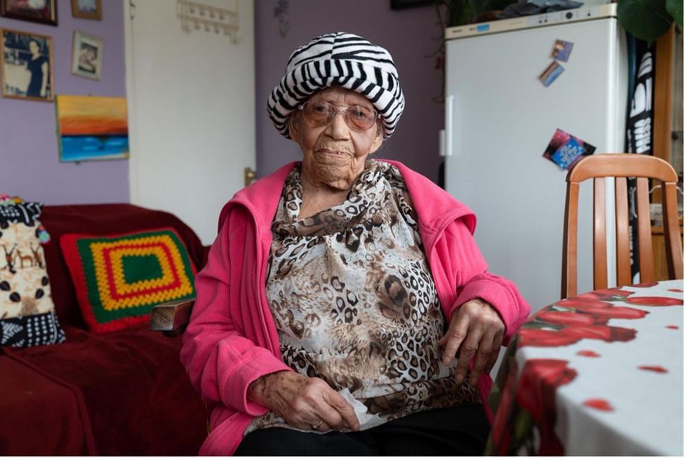 In pictures: Windrush generations mark 75th anniversary - BBC News