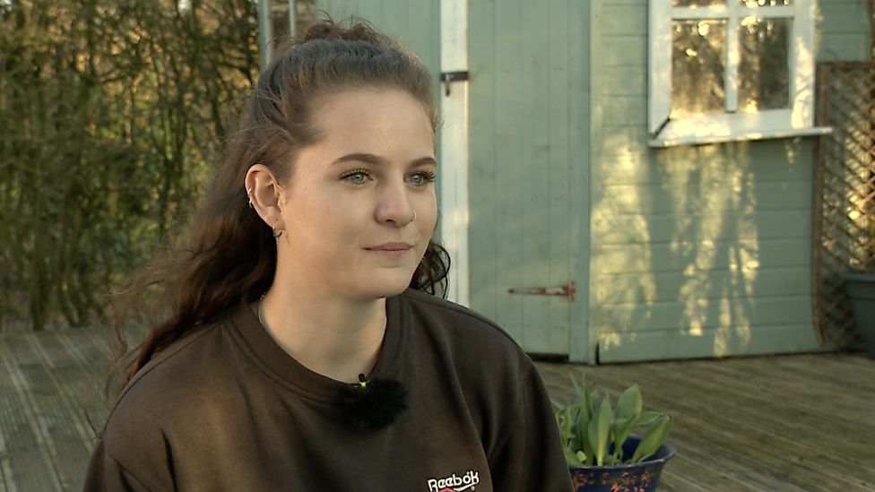 Man backs new River Tyne life-saving gear after son drowned - BBC News