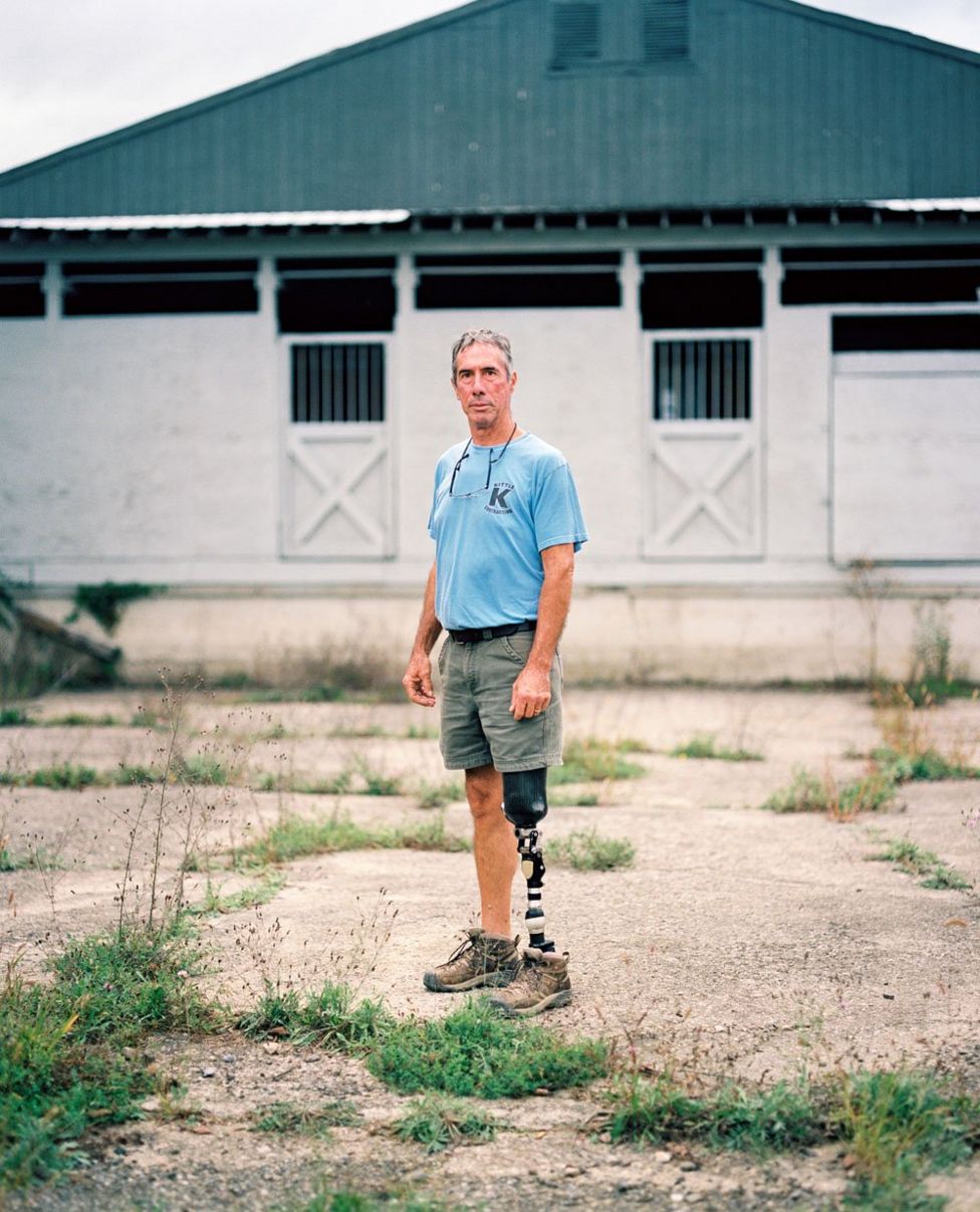 Inside small-town USA - BBC News