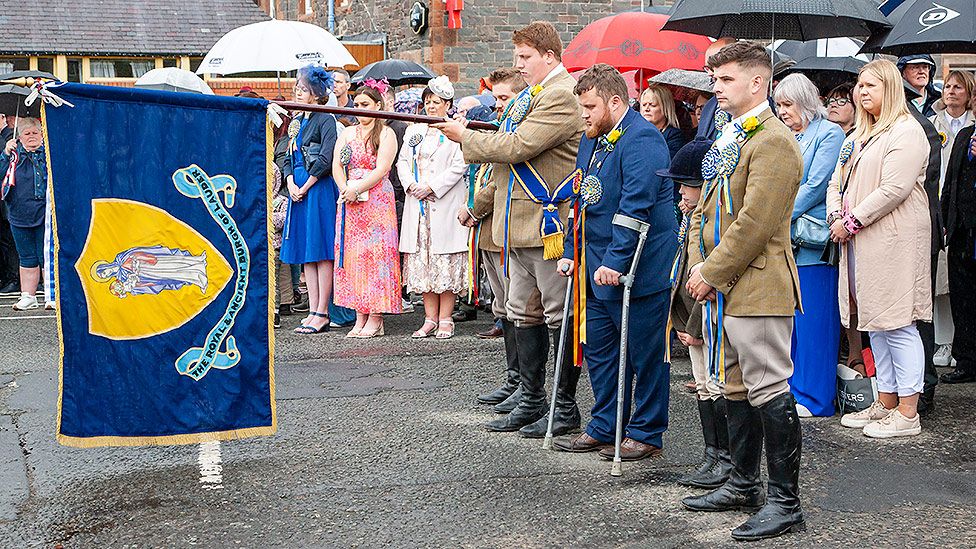In pictures: Lauder Common Riding - BBC News