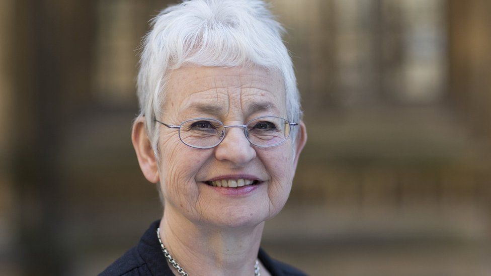 Jacqueline Wilson puts 'heart and soul' into first gay heroine - BBC ...