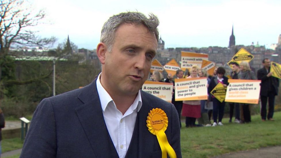 Scottish Lib Dem leader's anxiety over council coalitions - BBC News
