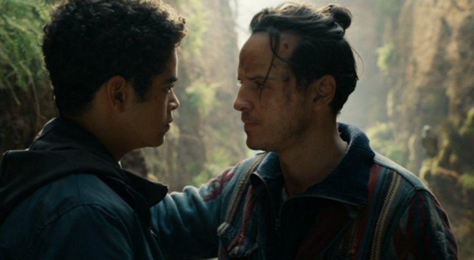 His Dark Materials star Amir Wilson reunited with drama tutors - BBC News