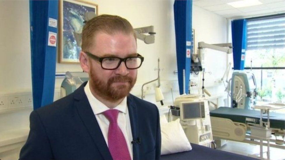 United Airlines: Rescue deal agreed to save Belfast to New York service ...