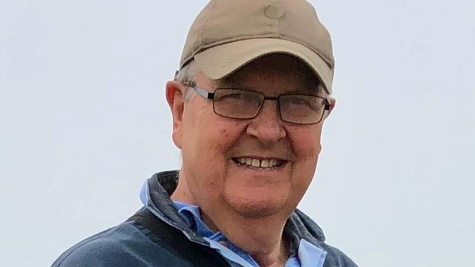 Second attempt to build on Old Sarum Airfield criticised - BBC News