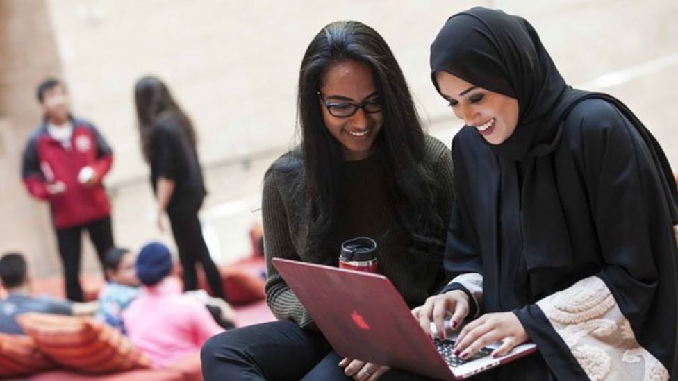 Modernising female voice for Qatar - BBC News