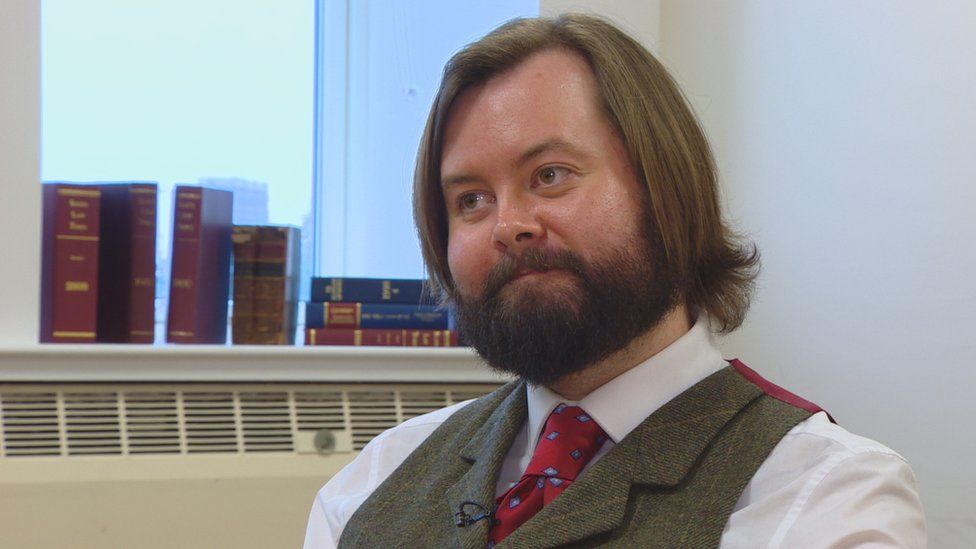 Should there be juries in fraud cases? - BBC News