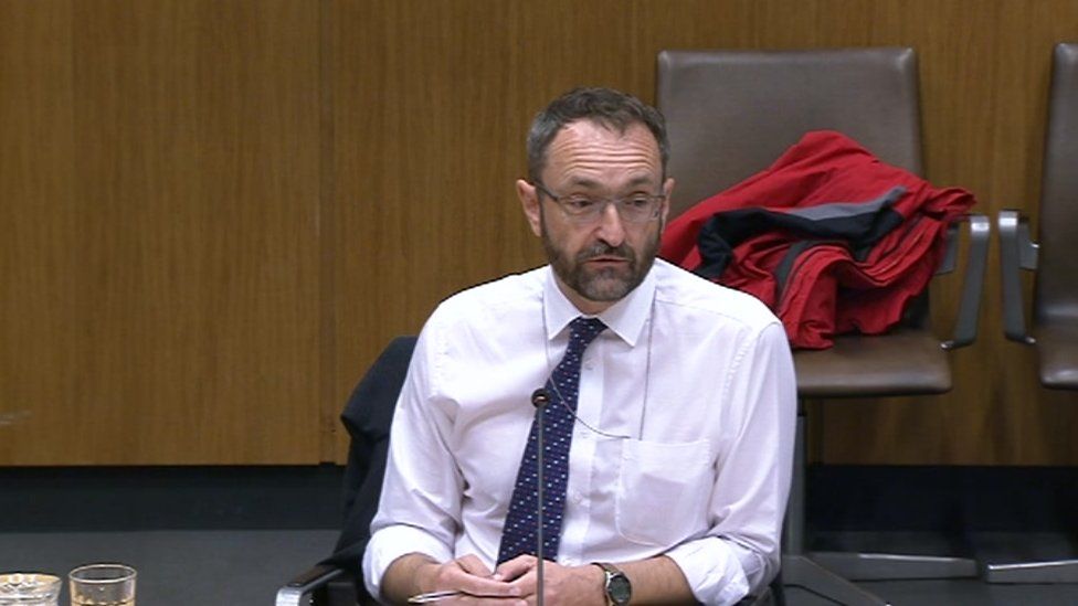 Clarity needed over public funds for airport says senior Tory AM - BBC News