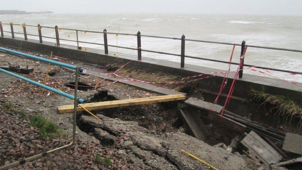 Dover sea wall damage to cause rail passengers 'incredible disruption ...