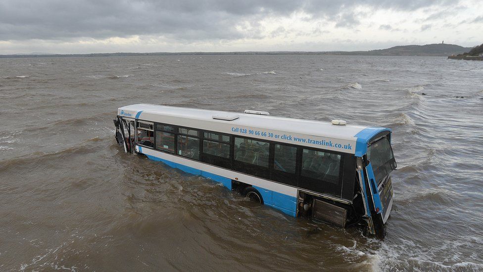 County Down: Bus removed from beach following crash - BBC News