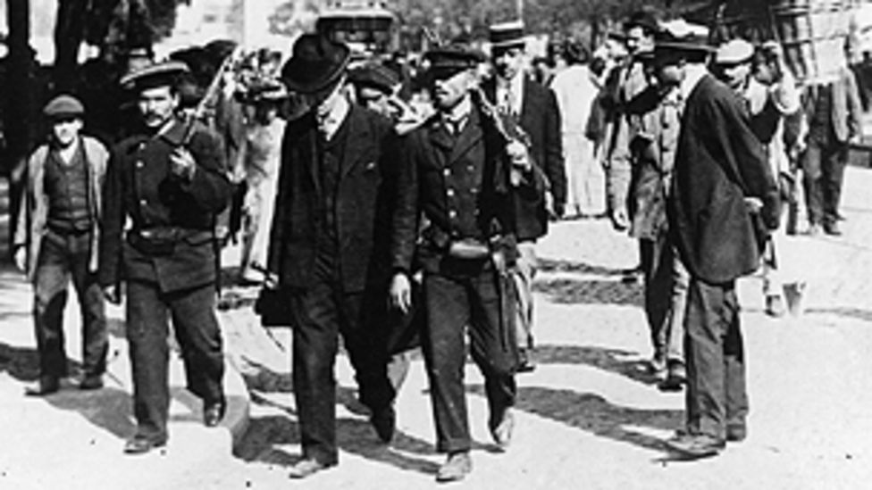 Portugal profile - Timeline - BBC News