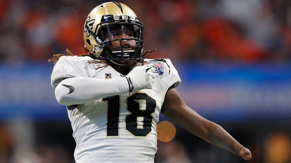 NFL wowed by one-handed player Shaquem Griffin - BBC News
