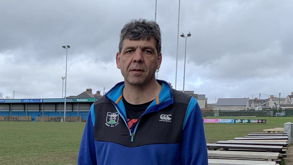 Wales v England: Cardiff business and fans relieved game is on - BBC News