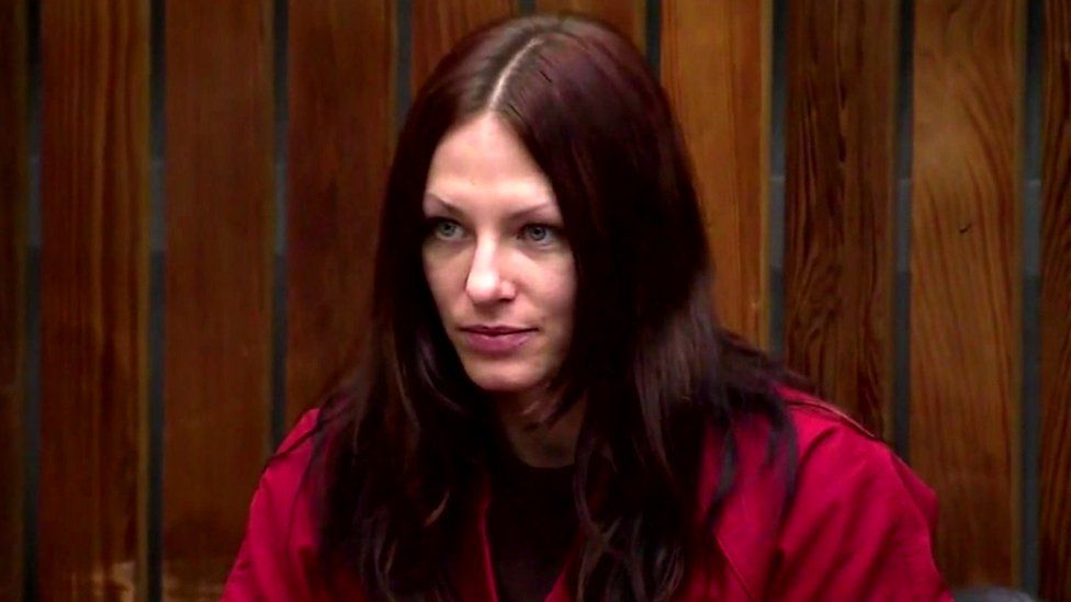 Tales of deportation in Trump's America: Week Four - BBC News