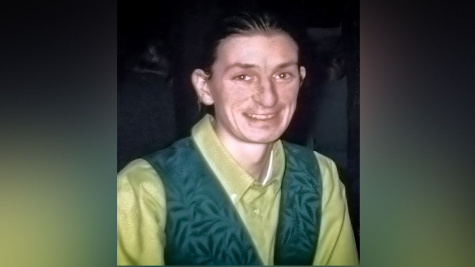 Geoffrey Caton death: Mourad Belarbi sentenced for killing - BBC News